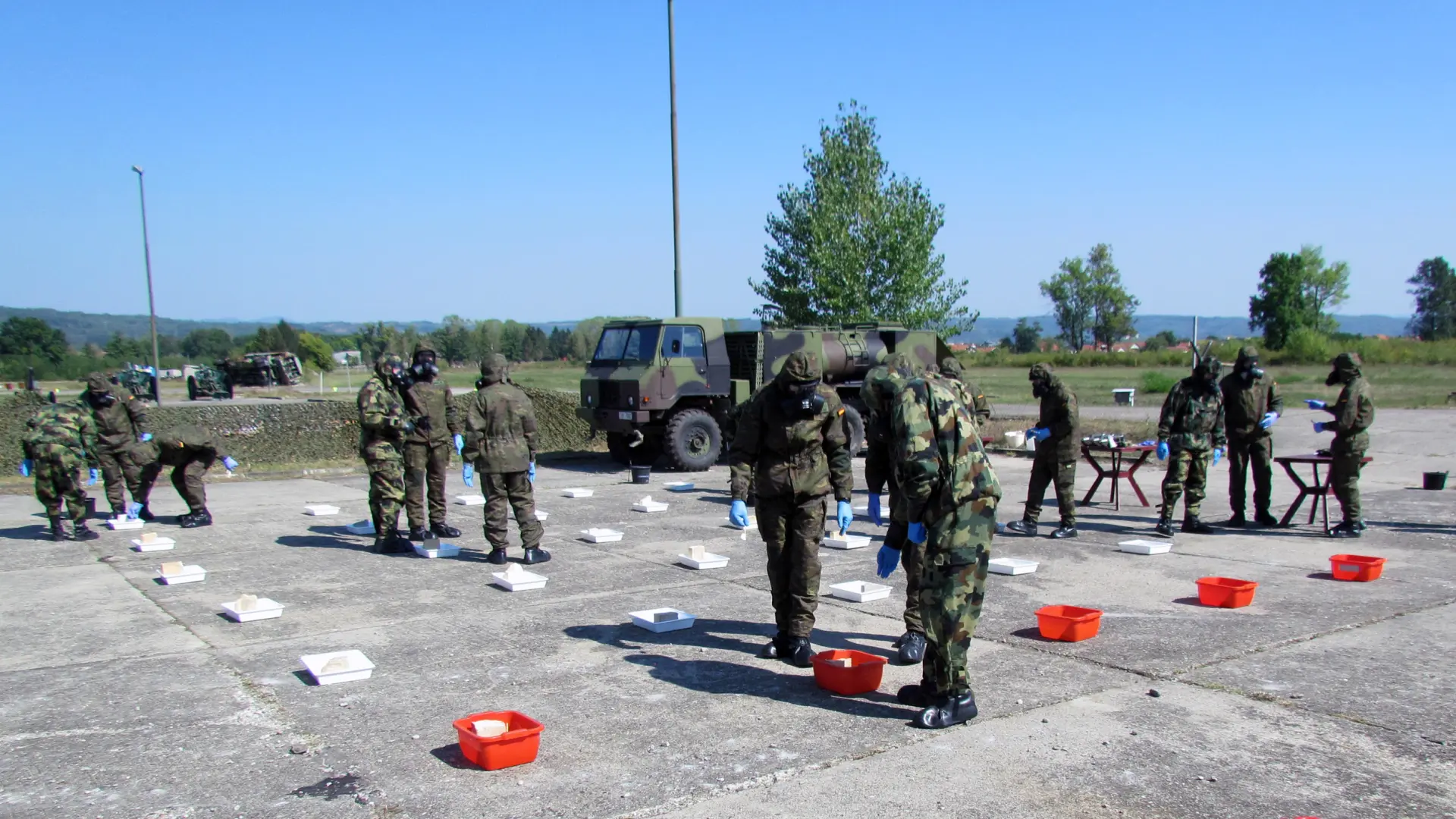 Vojska Srbije: U Somboru i Leskovcu realizovana provera osnovne obuke dobrovoljaca